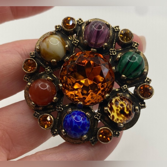 Source Unknown | Jewelry | Gemstone Rhinestone Brooch Pin Vintage ...